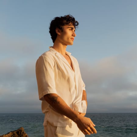 Sam Vicchiollo - Collaborating With Hotels & Airbnbs on Stayamo