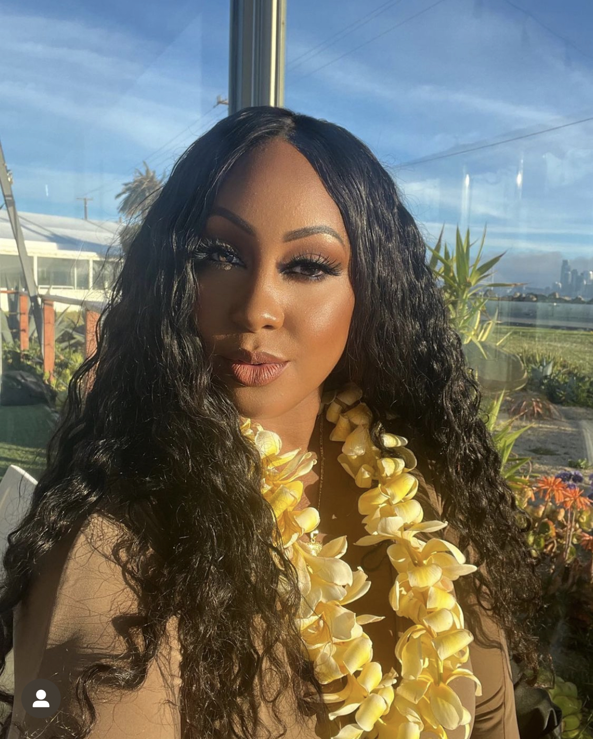 Collaboration // Quania Jones - Celebrating Hawaii with Alaska Airlines